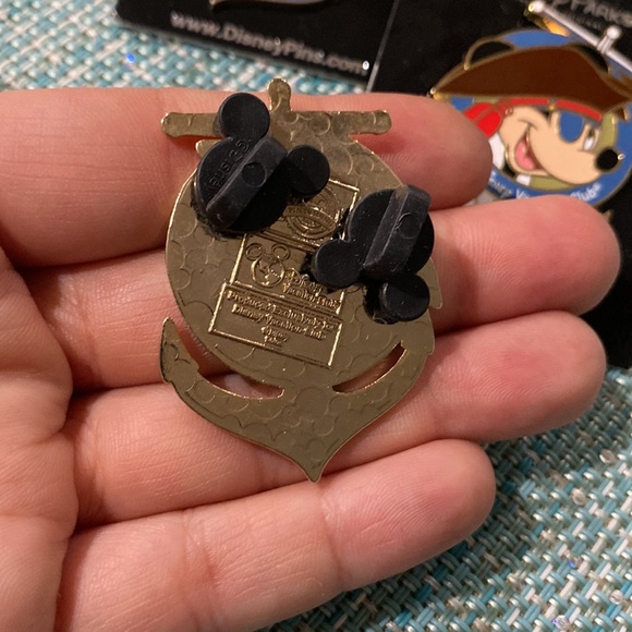 Disney | Jewelry | 22 Disney Parks Dvc Vacation Club Mickey Mouse ...